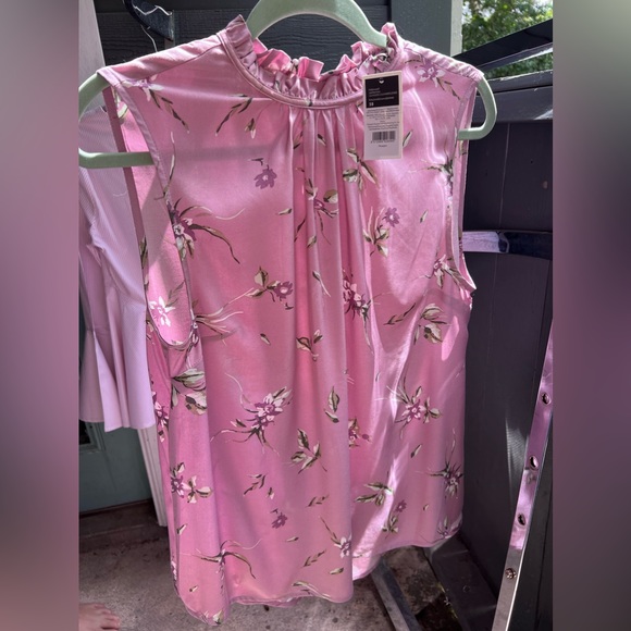 Tops | Nwt Sleeveless Beautiful Top Gorgeous Color And Comfortable ...
